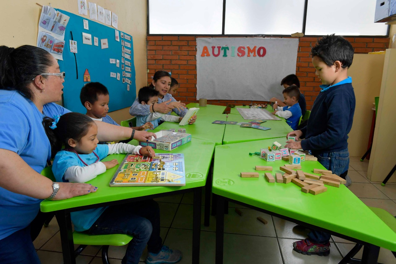 ATIENDE EL DIF ESTADO DE MÉXICO A PACIENTES CON AUTISMO – Por La Libre ...
