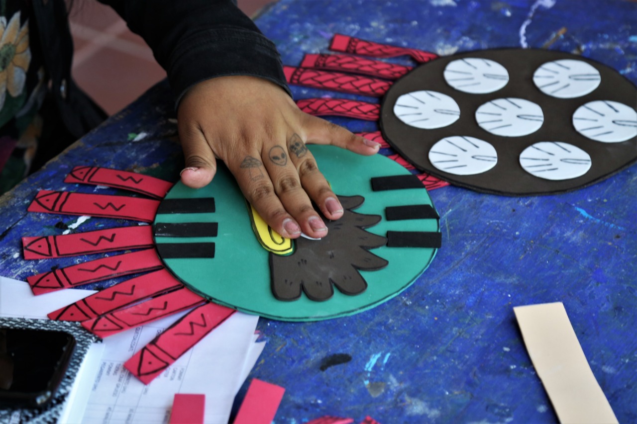 Taller elaboración del Chimalli | Por La Libre - Edomex